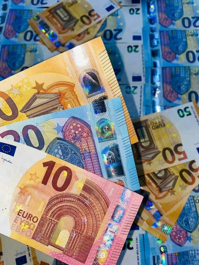 Buy Counterfeit Euro banknotes | Steady Chasers